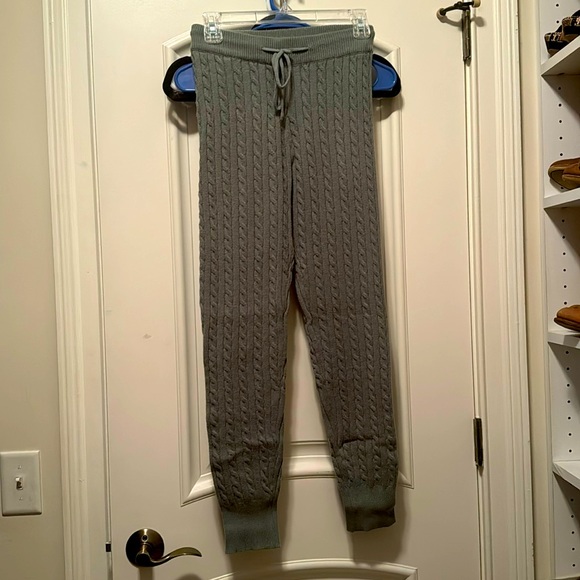 Hem & Thread | Pants & Jumpsuits | Cable Knit Comfy Cozy Jogger Pants ...